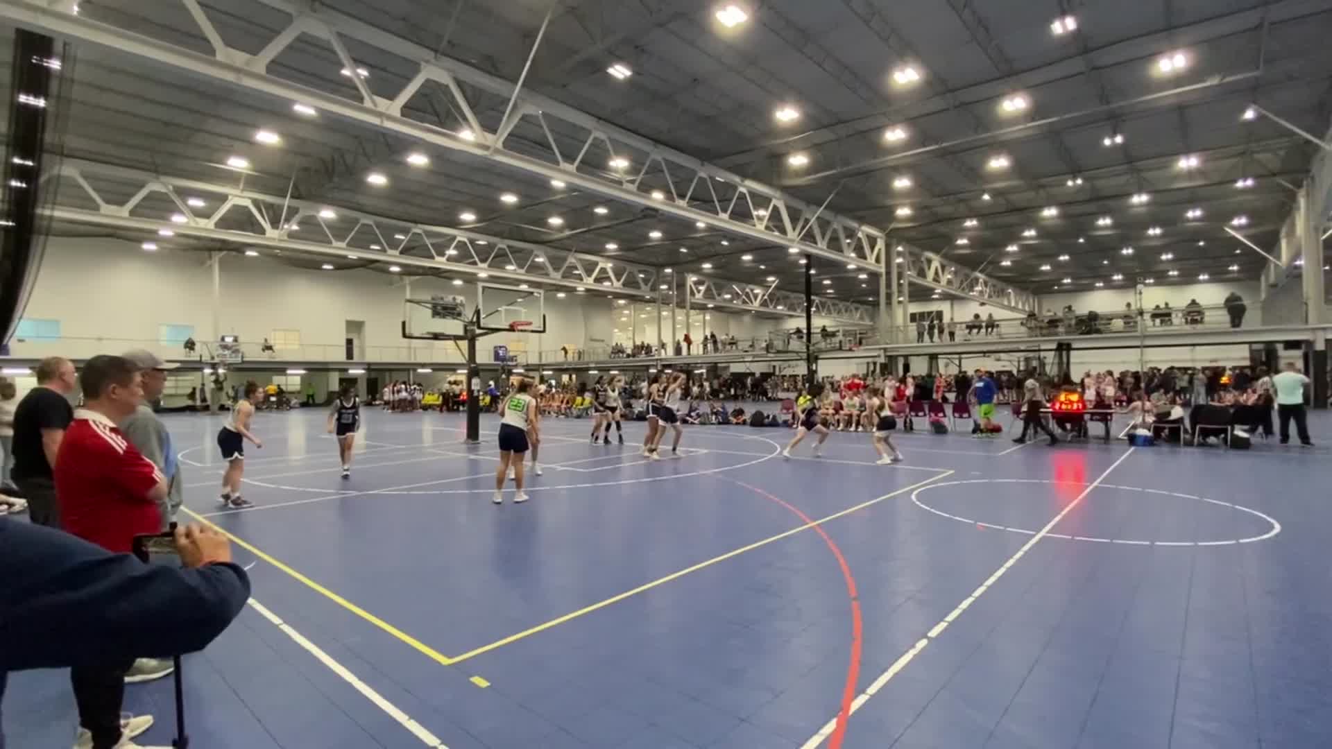 Julie Spinelli AAU Highlights C/O2024 - Julie Spinelli highlights - Hudl